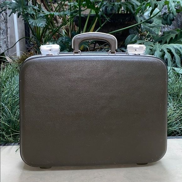Vintage | Bags | Vintage Jet Flyte Sage Suitcase | Poshmark